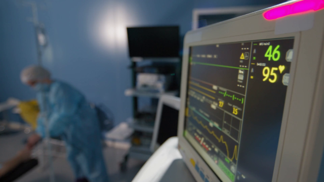 استوک فوتیج : مانیتور علایم حیاتی 40101 Surgical Display Indicators Of ...