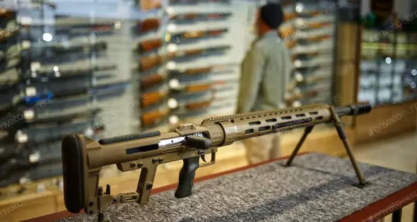 عکس مغازه اسحله فروشی 31006 Powerful Rifle On Counter In Gun Store ...